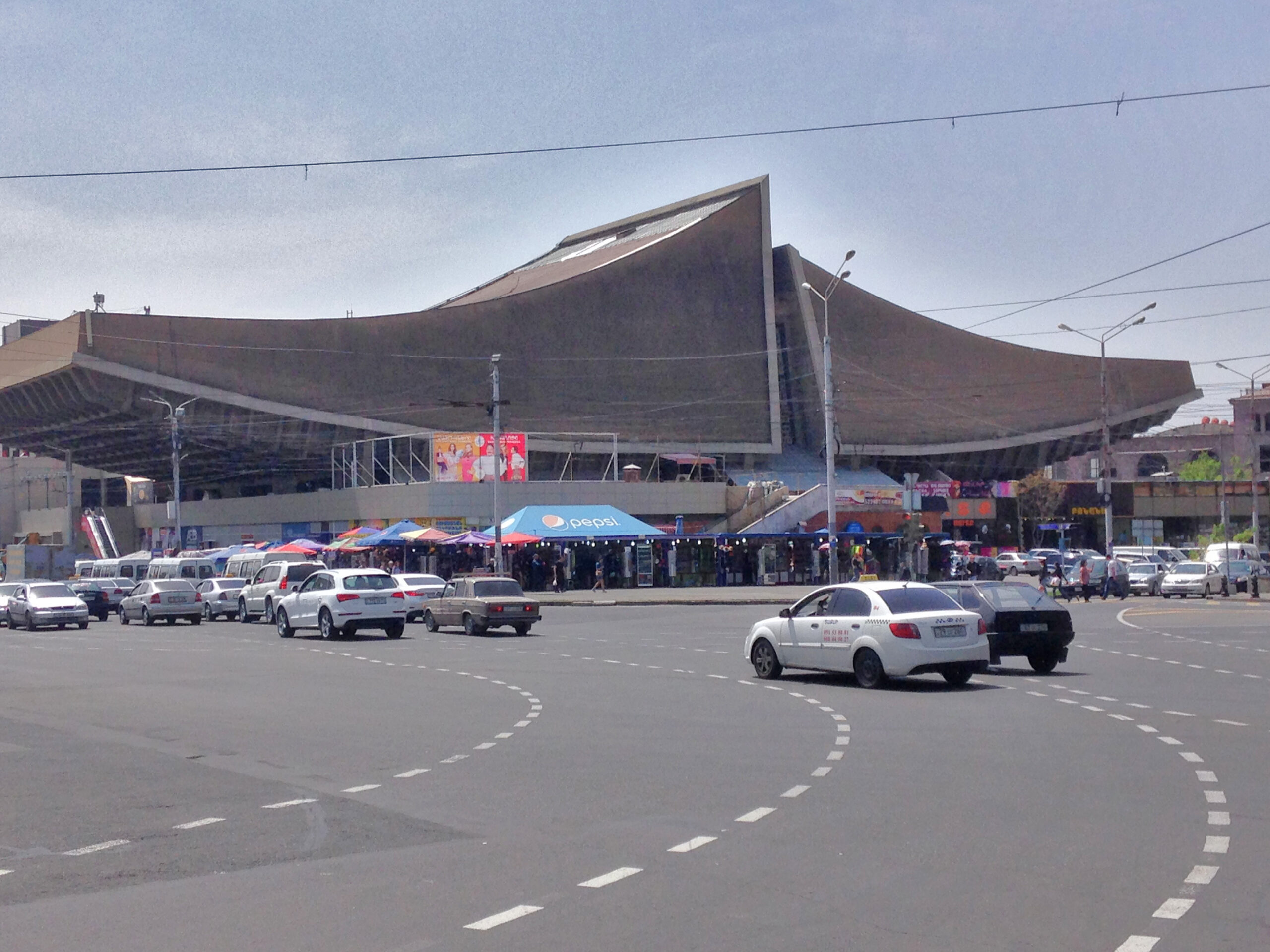 Architectural Spotlight: Cinema Rossiya in Yerevan, Armenia - No Work ...