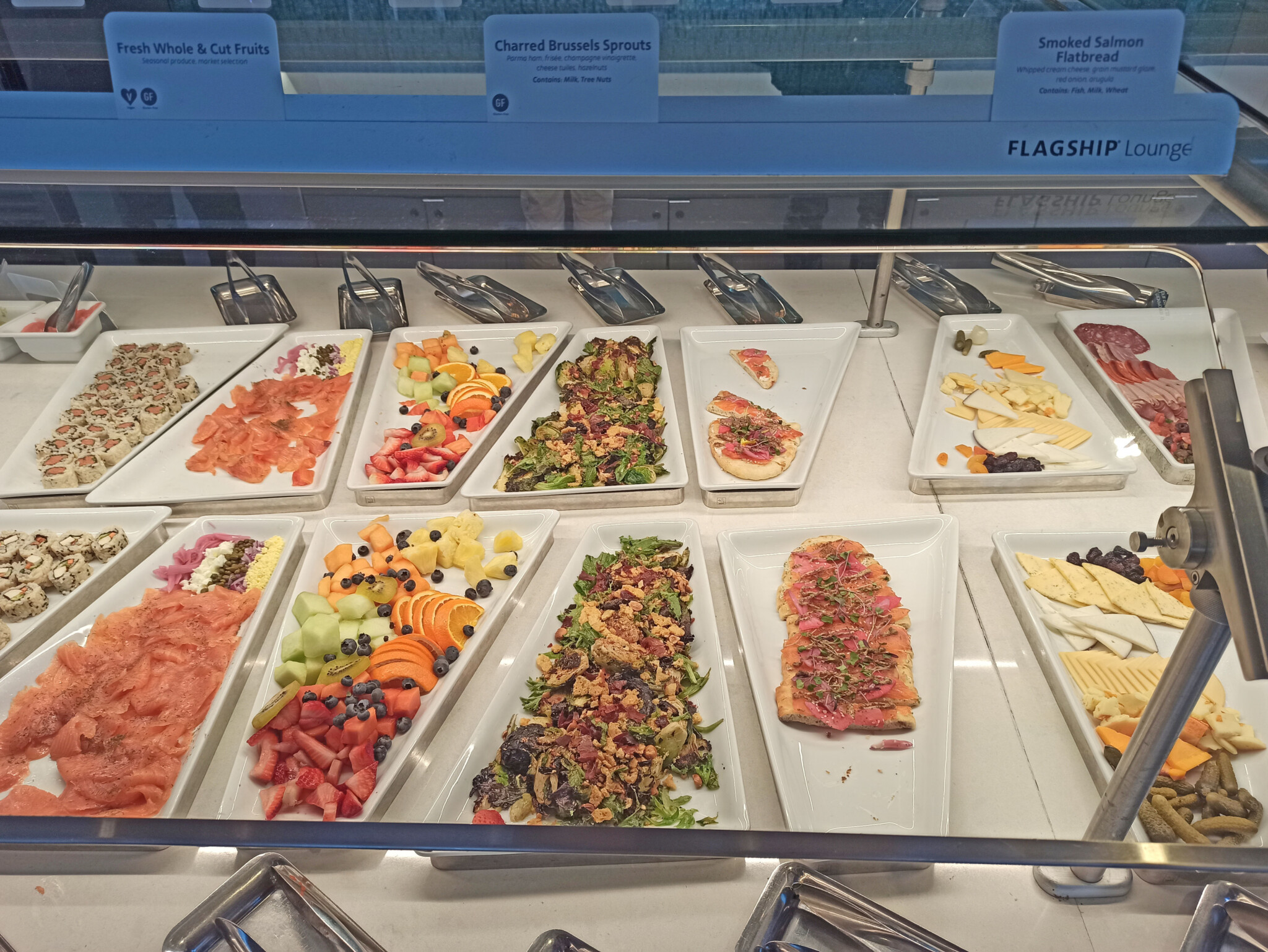 Review: Los Angeles American Airlines Flagship Lounge