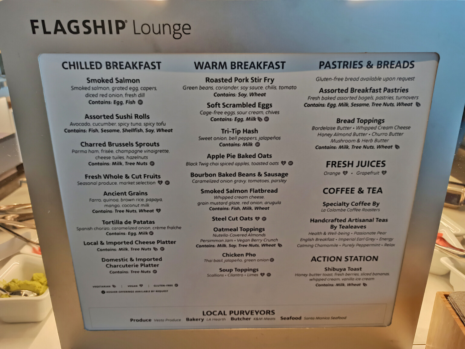 Review: Los Angeles American Airlines Flagship Lounge