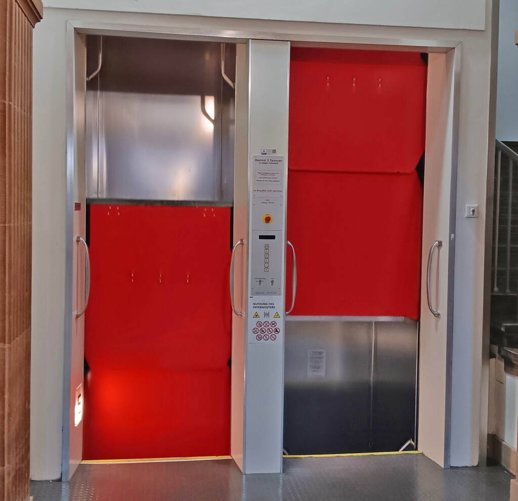 The Wuppertal Schwebebahn and Paternoster Lift - No Work All Travel